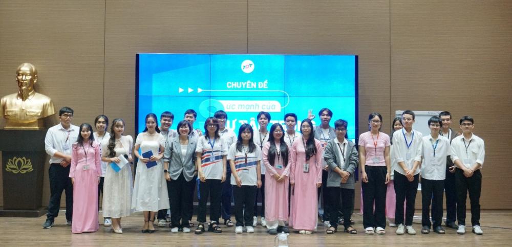 Chuyên đề “Sức mạnh của sự tập trung” | Sinh viên